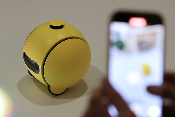[CES '25] 삼성·LG, 휴머노이드 미래 강조…"R&D 및 투자 확대"