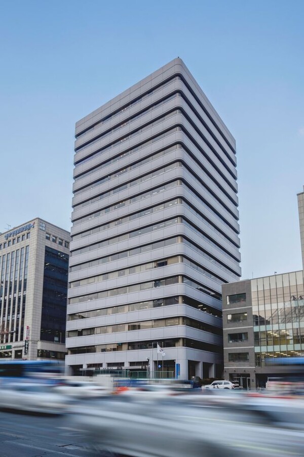 영풍·MBK "SMC, 고려아연 지급보증 차입금 활용해 영풍 주식 취득"